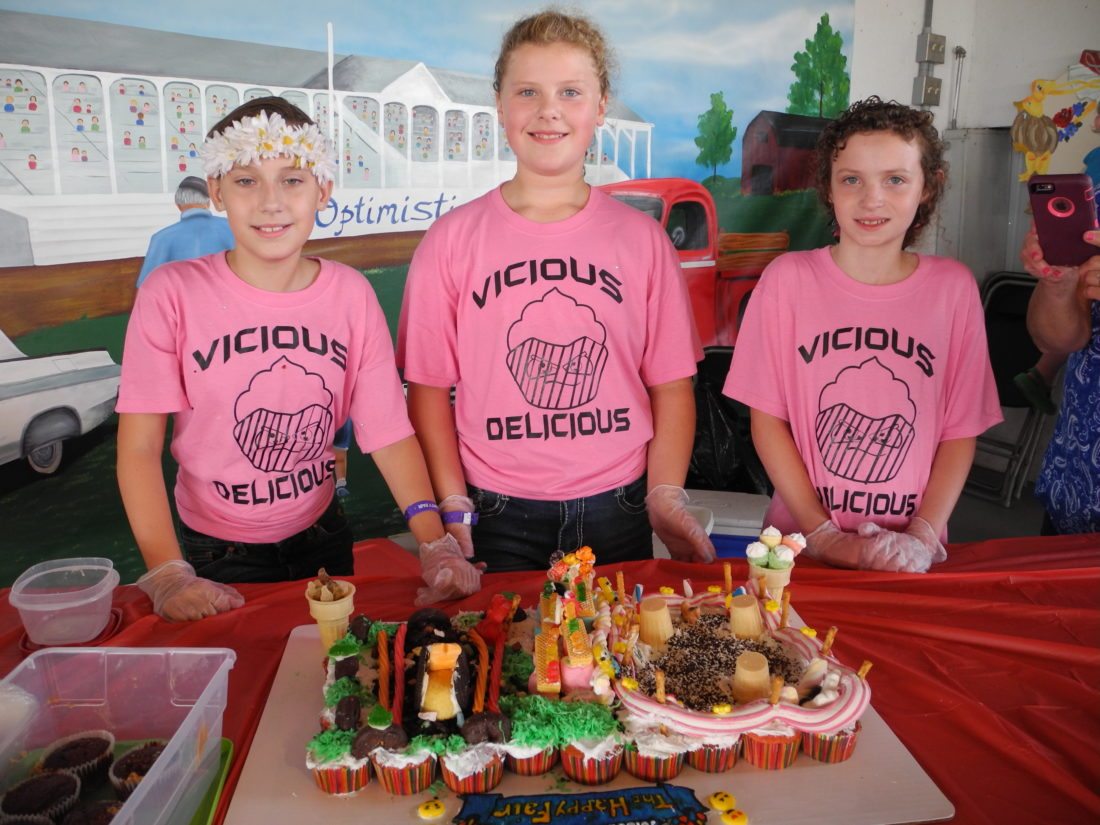 Vicious and Delicious get cupcake win | News, Sports, Jobs - The Herald ...